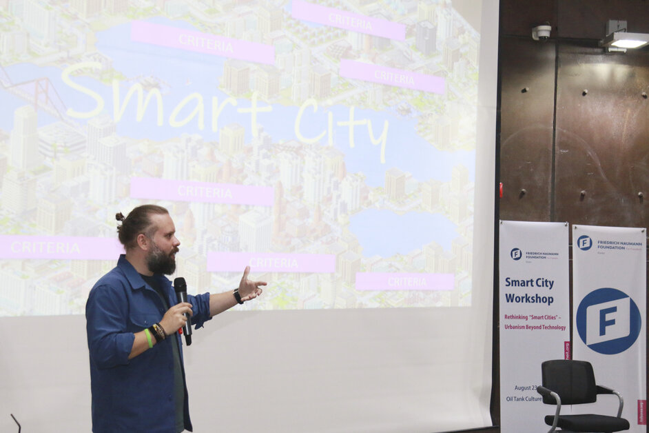 Smart City Workshop: Smart City Workshop: Rethinking “Smart Cities” – Urbanism Beyond Technology